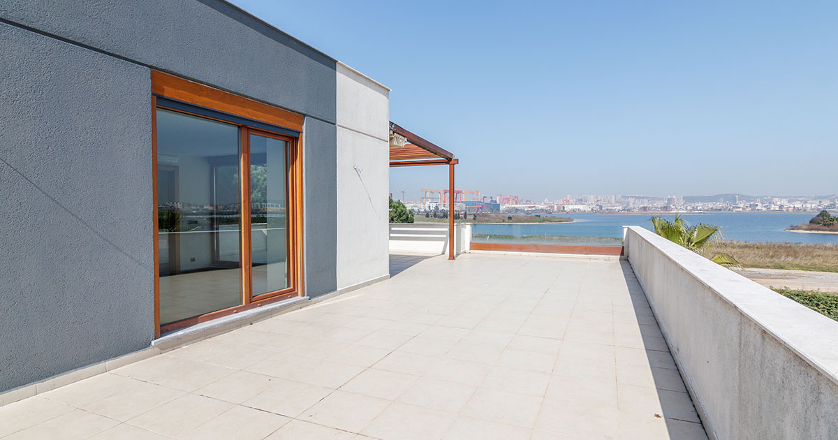 Tips and Precautions While Installing Terrace Tiles